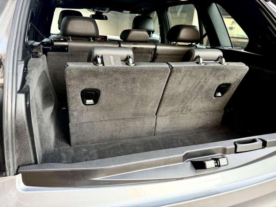 Grey BMW X5 2014 in Kaunas, with an engine capacity of 0.00 L and mileage of 242 thousand km for 17400 €, photo 7 on AUTOMOTO.COM.LV