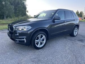 Pelēks BMW X5 2014 Kauņa, ar dzinēja tilpumu 2.99 L un nobraukumu 289 tūkst. km par 14250 €, foto 7 vietnē AUTOMOTO.COM.LV