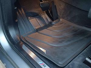 Pelēks BMW X5 2014 Viļņa, ar dzinēja tilpumu 2.98 L un nobraukumu 186 tūkst. km par 14700 €, foto 17 vietnē AUTOMOTO.COM.LV