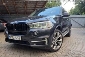 Grey BMW X5 2014 in Kaisiadorys, with an engine capacity of 2.00 L and mileage of 354 thousand km for 12950 €, photo  on AUTOMOTO.COM.LV