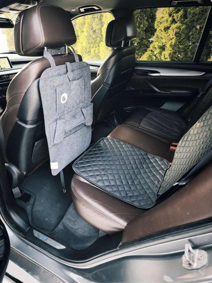 Grey BMW X5 2014 in Gargzdai, with an engine capacity of 2.99 L and mileage of 330 thousand km for 17800 €, photo 5 on AUTOMOTO.COM.LV