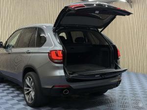 Pelēks BMW X5 2014 Marijampole, ar dzinēja tilpumu 2.99 L un nobraukumu 171 tūkst. km par 18750 €, foto 13 vietnē AUTOMOTO.COM.LV