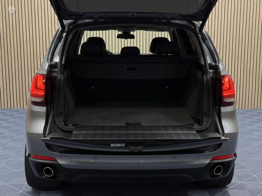 Pelēks BMW X5 2014 Marijampole, ar dzinēja tilpumu 2.99 L un nobraukumu 171 tūkst. km par 18750 €, foto 14 vietnē AUTOMOTO.COM.LV