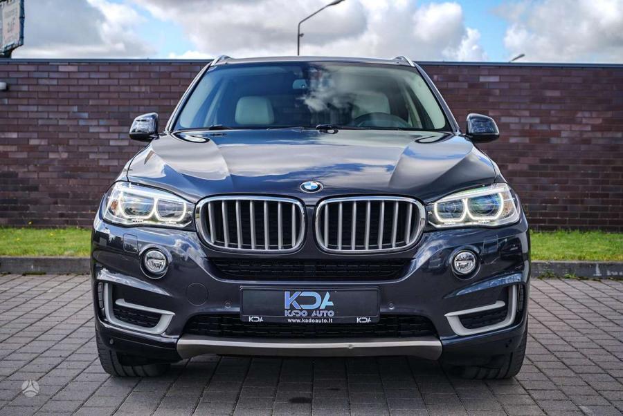 Pelēks BMW X5 2014 Marijampole, ar dzinēja tilpumu 2.99 L un nobraukumu 292 tūkst. km par 15950 €, foto 3 vietnē AUTOMOTO.COM.LV