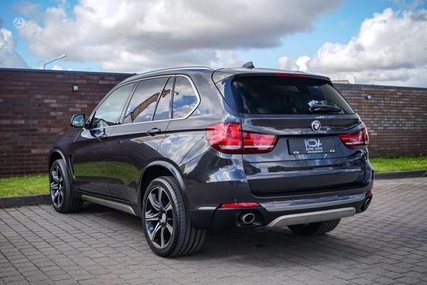 Pelēks BMW X5 2014 Marijampole, ar dzinēja tilpumu 2.99 L un nobraukumu 292 tūkst. km par 15950 €, foto 6 vietnē AUTOMOTO.COM.LV