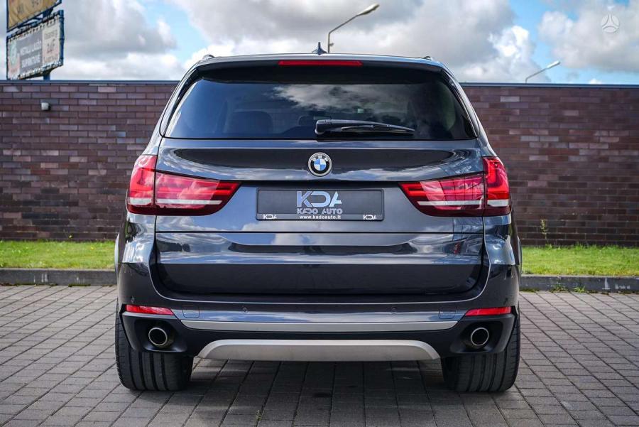 Pelēks BMW X5 2014 Marijampole, ar dzinēja tilpumu 2.99 L un nobraukumu 292 tūkst. km par 15950 €, foto 8 vietnē AUTOMOTO.COM.LV