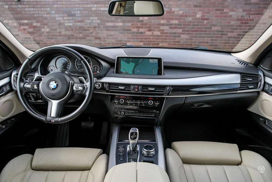 Pelēks BMW X5 2014 Marijampole, ar dzinēja tilpumu 2.99 L un nobraukumu 292 tūkst. km par 15950 €, foto 13 vietnē AUTOMOTO.COM.LV