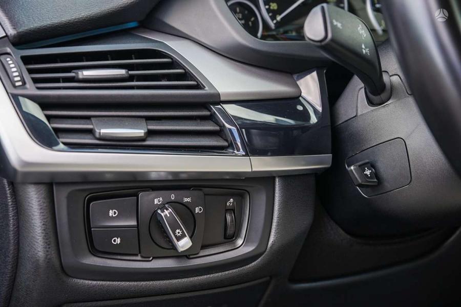 Pelēks BMW X5 2014 Marijampole, ar dzinēja tilpumu 2.99 L un nobraukumu 292 tūkst. km par 15950 €, foto 28 vietnē AUTOMOTO.COM.LV