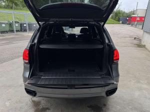 Pelēks BMW X5 2014 Alīta, ar dzinēja tilpumu 3.00 L un nobraukumu 271 tūkst. km par 13100 €, foto 6 vietnē AUTOMOTO.COM.LV