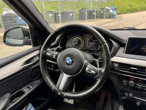Pelēks BMW X5 2014 Alīta, ar dzinēja tilpumu 3.00 L un nobraukumu 271 tūkst. km par 13100 €, foto 13 vietnē AUTOMOTO.COM.LV