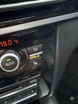 Pelēks BMW X5 2014 Alīta, ar dzinēja tilpumu 3.00 L un nobraukumu 271 tūkst. km par 13100 €, foto 22 vietnē AUTOMOTO.COM.LV