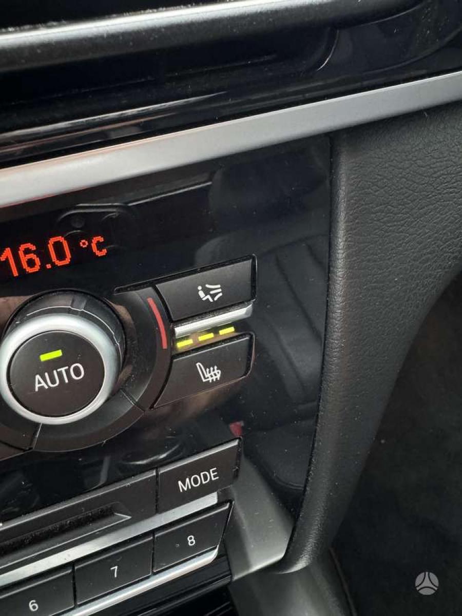 Pelēks BMW X5 2014 Alīta, ar dzinēja tilpumu 3.00 L un nobraukumu 271 tūkst. km par 13100 €, foto 22 vietnē AUTOMOTO.COM.LV