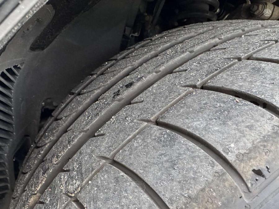 Pelēks BMW X5 2014 Alīta, ar dzinēja tilpumu 3.00 L un nobraukumu 271 tūkst. km par 13100 €, foto 33 vietnē AUTOMOTO.COM.LV
