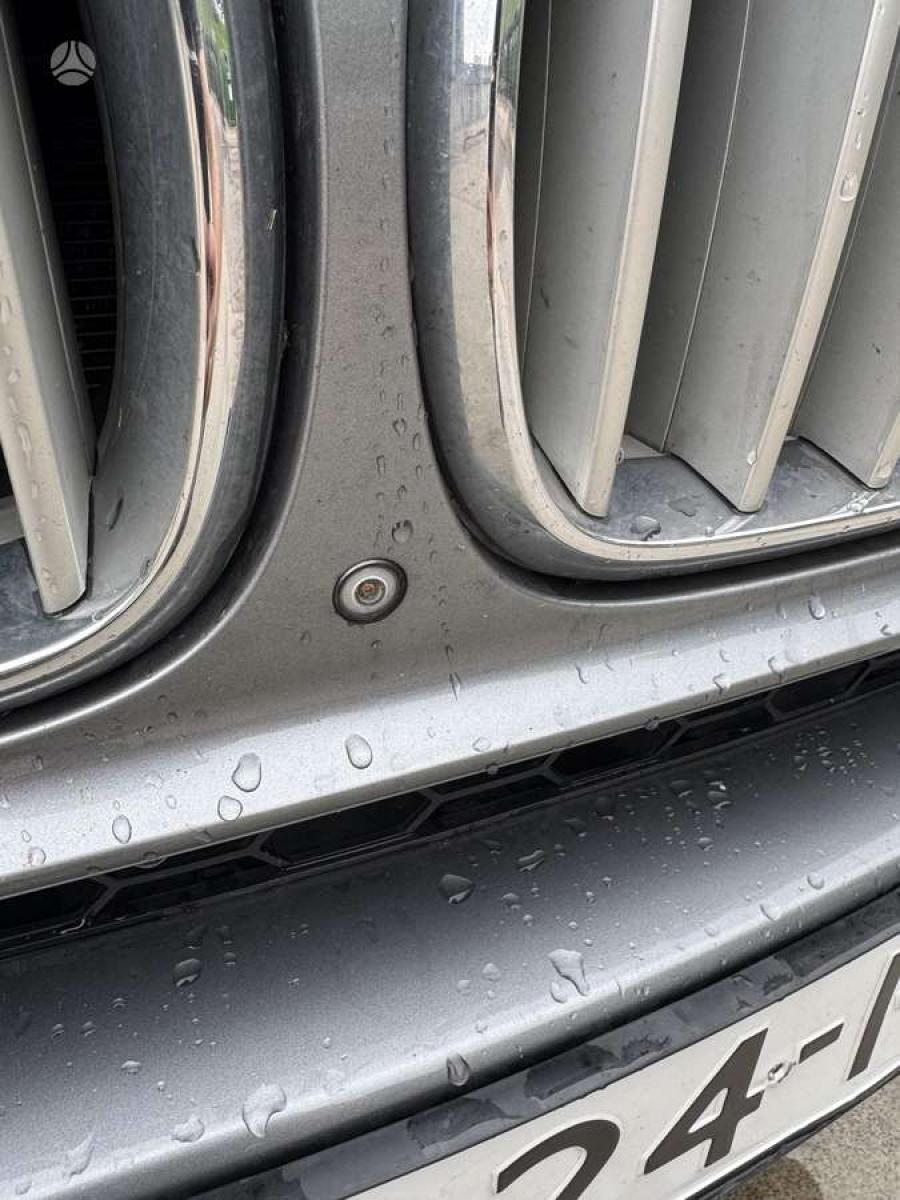 Pelēks BMW X5 2014 Alīta, ar dzinēja tilpumu 3.00 L un nobraukumu 271 tūkst. km par 13100 €, foto 34 vietnē AUTOMOTO.COM.LV