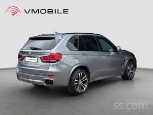 Grey BMW X5 2014 in Riga, with an engine capacity of 3.00 L and mileage of 221 thousand km for 18990 €, photo 3 on AUTOMOTO.COM.LV