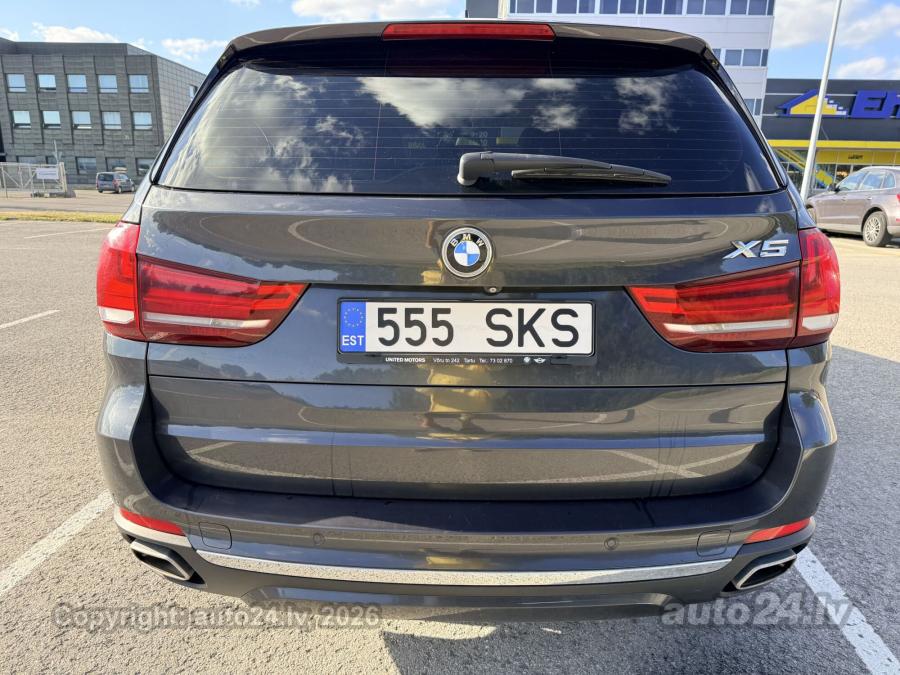 Grey BMW X5 2014 in Tallinn, with an engine capacity of 3.00 L and mileage of 233 thousand km for 23000 €, photo 4 on AUTOMOTO.COM.LV