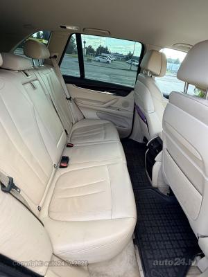 Grey BMW X5 2014 in Tallinn, with an engine capacity of 3.00 L and mileage of 233 thousand km for 23000 €, photo 12 on AUTOMOTO.COM.LV