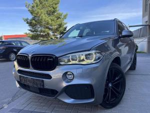 Pelēks BMW X5 2014 Alīta, ar dzinēja tilpumu 2.99 L un nobraukumu 270 tūkst. km par 18900 €, foto  vietnē AUTOMOTO.COM.LV