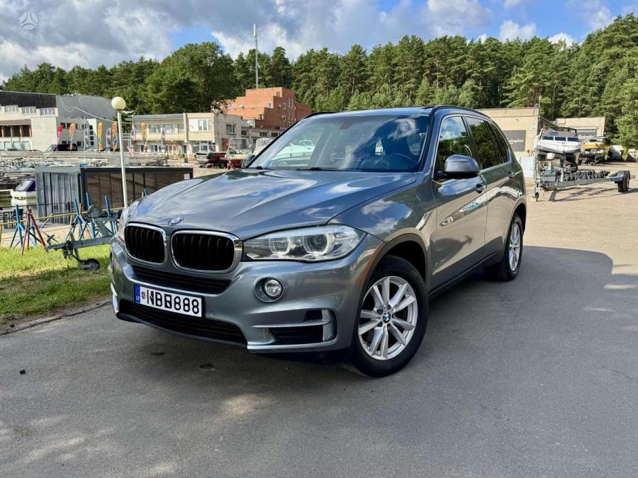 Pelēks BMW X5 2014 Kauņa, ar dzinēja tilpumu 2.98 L un nobraukumu 334 tūkst. km par 9999 €, foto 3 vietnē AUTOMOTO.COM.LV
