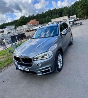 Pelēks BMW X5 2014 Kauņa, ar dzinēja tilpumu 2.98 L un nobraukumu 334 tūkst. km par 9999 €, foto 9 vietnē AUTOMOTO.COM.LV