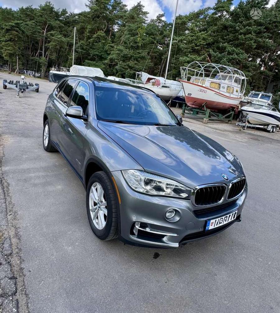 Pelēks BMW X5 2014 Kauņa, ar dzinēja tilpumu 2.98 L un nobraukumu 334 tūkst. km par 9999 €, foto 10 vietnē AUTOMOTO.COM.LV
