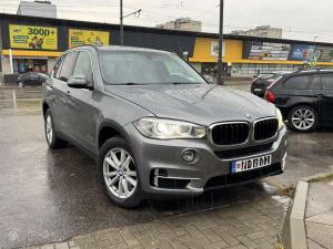 Pelēks BMW X5 2014 Kauņa, ar dzinēja tilpumu 2.98 L un nobraukumu 334 tūkst. km par 9999 €, foto 22 vietnē AUTOMOTO.COM.LV