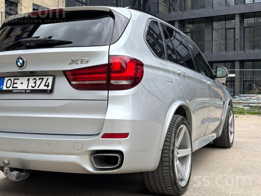 Pelēks BMW X5 2014 Rīga, ar dzinēja tilpumu 3.00 L un nobraukumu 310 tūkst. km par 19000 €, foto 7 vietnē AUTOMOTO.COM.LV