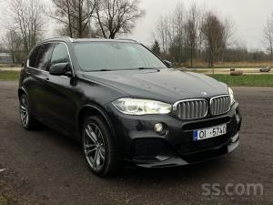 Grey BMW X5 2015 in Riga, with an engine capacity of 3.00 L and mileage of 0 thousand km for 20900 €, photo 2 on AUTOMOTO.COM.LV