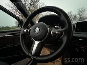 Grey BMW X5 2015 in Riga, with an engine capacity of 3.00 L and mileage of 0 thousand km for 20900 €, photo 17 on AUTOMOTO.COM.LV