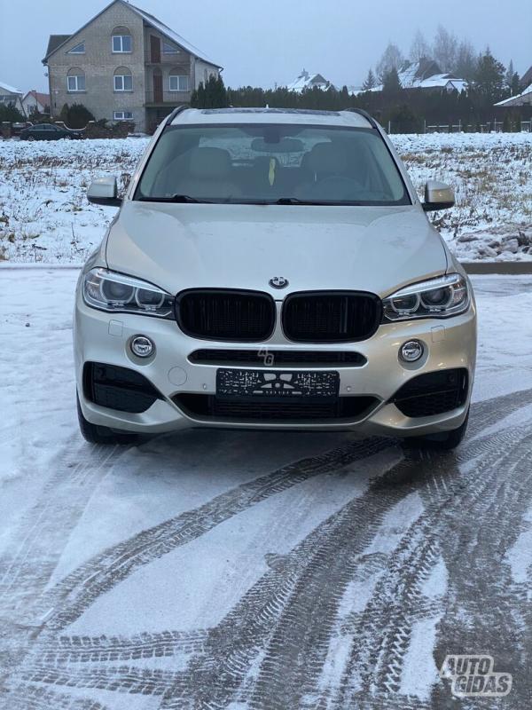 Grey BMW X5 2015 in Raseiniai, with an engine capacity of 3.00 L and mileage of 173 thousand km for 19000 €, photo 2 on AUTOMOTO.COM.LV