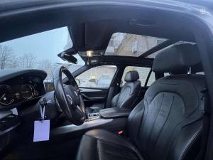 Grey BMW X5 2015 in Vilnius, with an engine capacity of 2.00 L and mileage of 309 thousand km for 24000 €, photo 22 on AUTOMOTO.COM.LV
