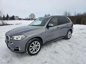 Pelēks BMW X5 2015 Tauragė, ar dzinēja tilpumu 2.99 L un nobraukumu 196 tūkst. km par 17300 €, foto 2 vietnē AUTOMOTO.COM.LV
