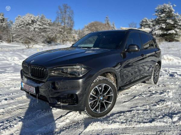 Pelēks BMW X5 2015 Viļņa, ar dzinēja tilpumu 2.00 L un nobraukumu 303 tūkst. km par 17800 €, foto 1 vietnē AUTOMOTO.COM.LV