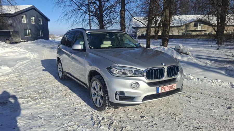 Pelēks BMW X5 2015 Klaipėda, ar dzinēja tilpumu 2.00 L un nobraukumu 135 tūkst. km par 17700 €, foto 1 vietnē AUTOMOTO.COM.LV
