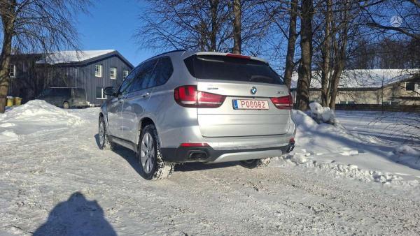 Grey BMW X5 2015 in Klaipeda, with an engine capacity of 2.00 L and mileage of 135 thousand km for 17700 €, photo 4 on AUTOMOTO.COM.LV