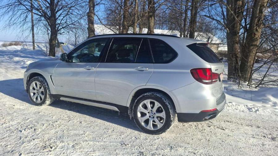Pelēks BMW X5 2015 Klaipėda, ar dzinēja tilpumu 2.00 L un nobraukumu 135 tūkst. km par 17700 €, foto 5 vietnē AUTOMOTO.COM.LV