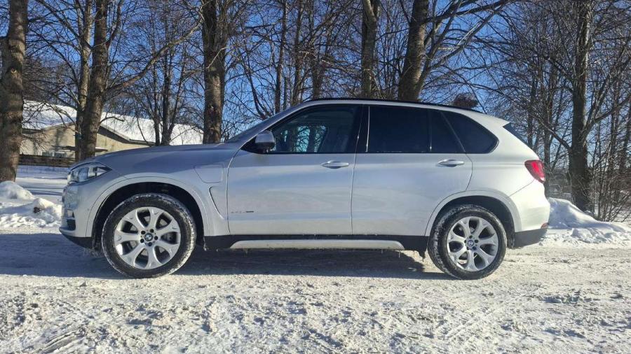 Pelēks BMW X5 2015 Klaipėda, ar dzinēja tilpumu 2.00 L un nobraukumu 135 tūkst. km par 17700 €, foto 6 vietnē AUTOMOTO.COM.LV