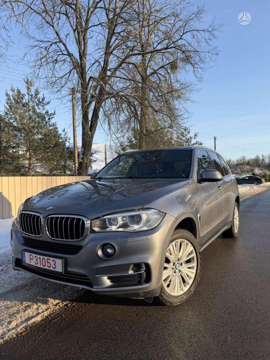 Grey BMW X5 2015 in Prienai, with an engine capacity of 0.00 L and mileage of 188 thousand km for 18999 €, photo 1 on AUTOMOTO.COM.LV