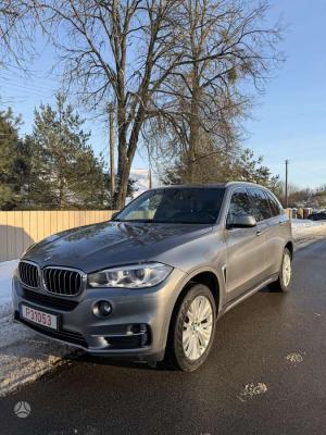 Grey BMW X5 2015 in Prienai, with an engine capacity of 0.00 L and mileage of 188 thousand km for 18999 €, photo 4 on AUTOMOTO.COM.LV