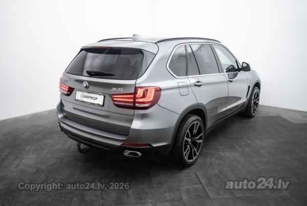 Pelēks BMW X5 2015 Tallina, ar dzinēja tilpumu 2.00 L un nobraukumu 242 tūkst. km par 16999 €, foto 4 vietnē AUTOMOTO.COM.LV