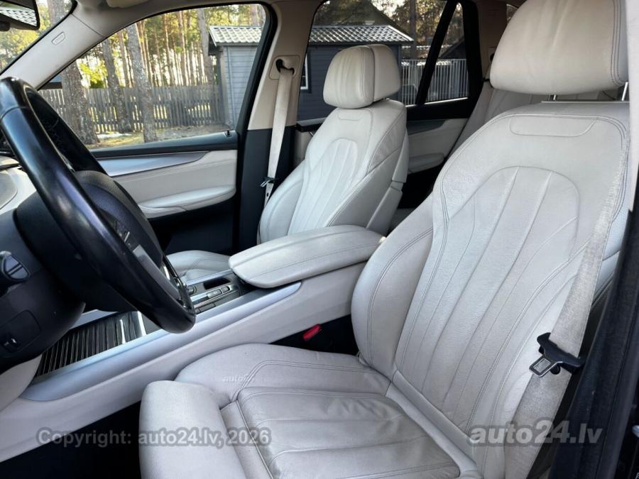 Grey BMW X5 2015 in Tallinn, with an engine capacity of 2.00 L and mileage of 244 thousand km for 17900 €, photo 8 on AUTOMOTO.COM.LV