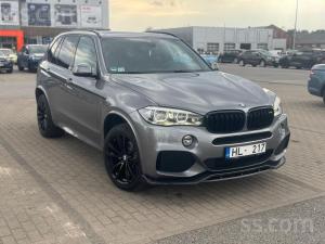 Pelēks BMW X5 2015 Rīga, ar dzinēja tilpumu 3.00 L un nobraukumu 276 tūkst. km par 24500 €, foto  vietnē AUTOMOTO.COM.LV
