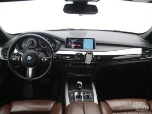 Grey BMW X5 2015 in Vilnius, with an engine capacity of 3.00 L and mileage of 286 thousand km for 17399 €, photo 2 on AUTOMOTO.COM.LV