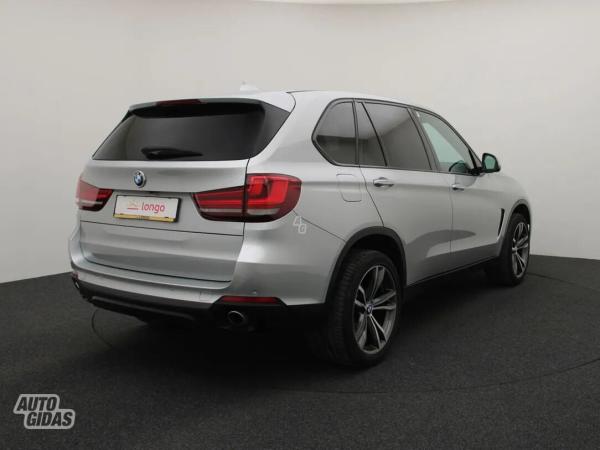 Pelēks BMW X5 2015 Viļņa, ar dzinēja tilpumu 3.00 L un nobraukumu 286 tūkst. km par 17399 €, foto 8 vietnē AUTOMOTO.COM.LV