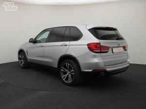 Pelēks BMW X5 2015 Viļņa, ar dzinēja tilpumu 3.00 L un nobraukumu 286 tūkst. km par 17399 €, foto 7 vietnē AUTOMOTO.COM.LV