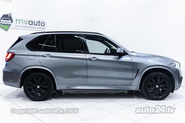 Pelēks BMW X5 2015 Tallina, ar dzinēja tilpumu 3.00 L un nobraukumu 278 tūkst. km par 18990 €, foto 10 vietnē AUTOMOTO.COM.LV