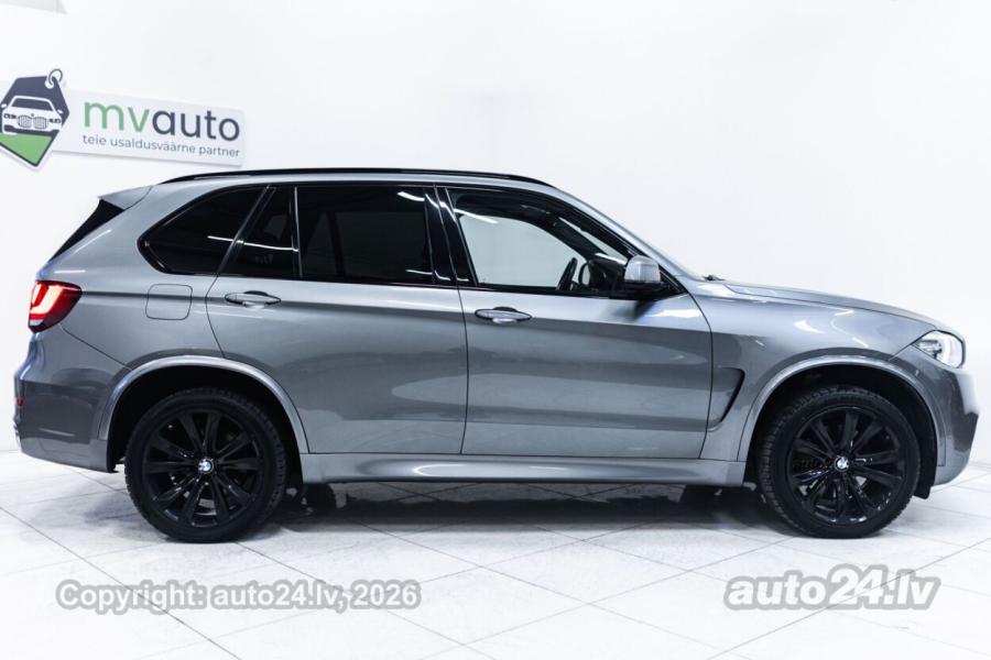 Grey BMW X5 2015 in Tallinn, with an engine capacity of 3.00 L and mileage of 278 thousand km for 18990 €, photo 10 on AUTOMOTO.COM.LV