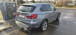 Grey BMW X5 2015 in Panevezys, with an engine capacity of 3.00 L and mileage of 303 thousand km for 14000 €, photo 7 on AUTOMOTO.COM.LV