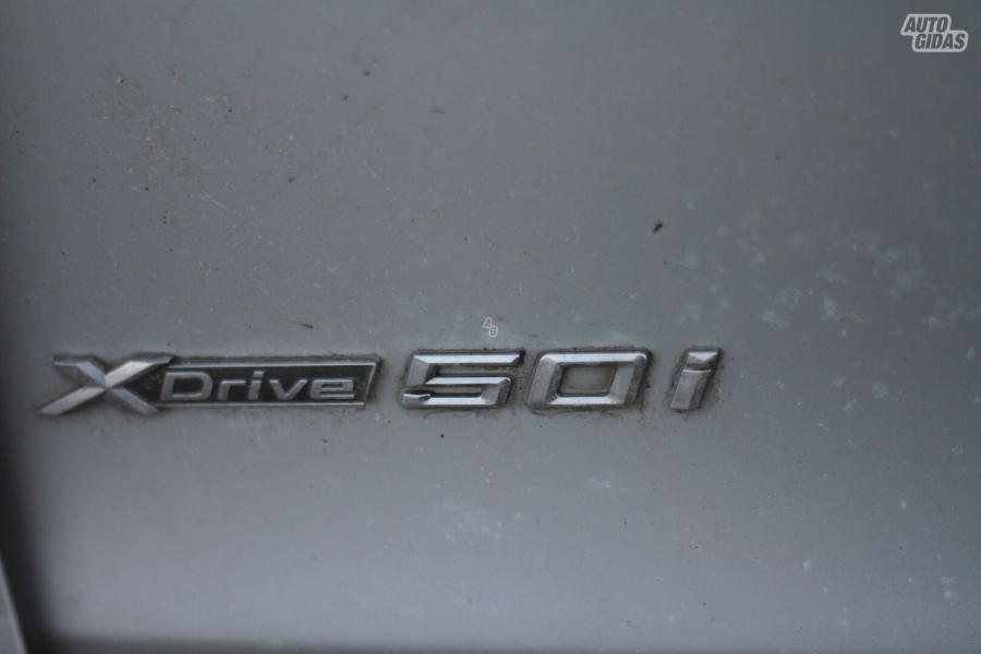 Grey BMW X5 2015 in Marijampole, with an engine capacity of 4.40 L and mileage of 232 thousand km for 12000 €, photo 5 on AUTOMOTO.COM.LV