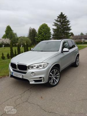 Grey BMW X5 2015 in Silute, with an engine capacity of 3.00 L and mileage of 252 thousand km for 16000 €, photo 3 on AUTOMOTO.COM.LV